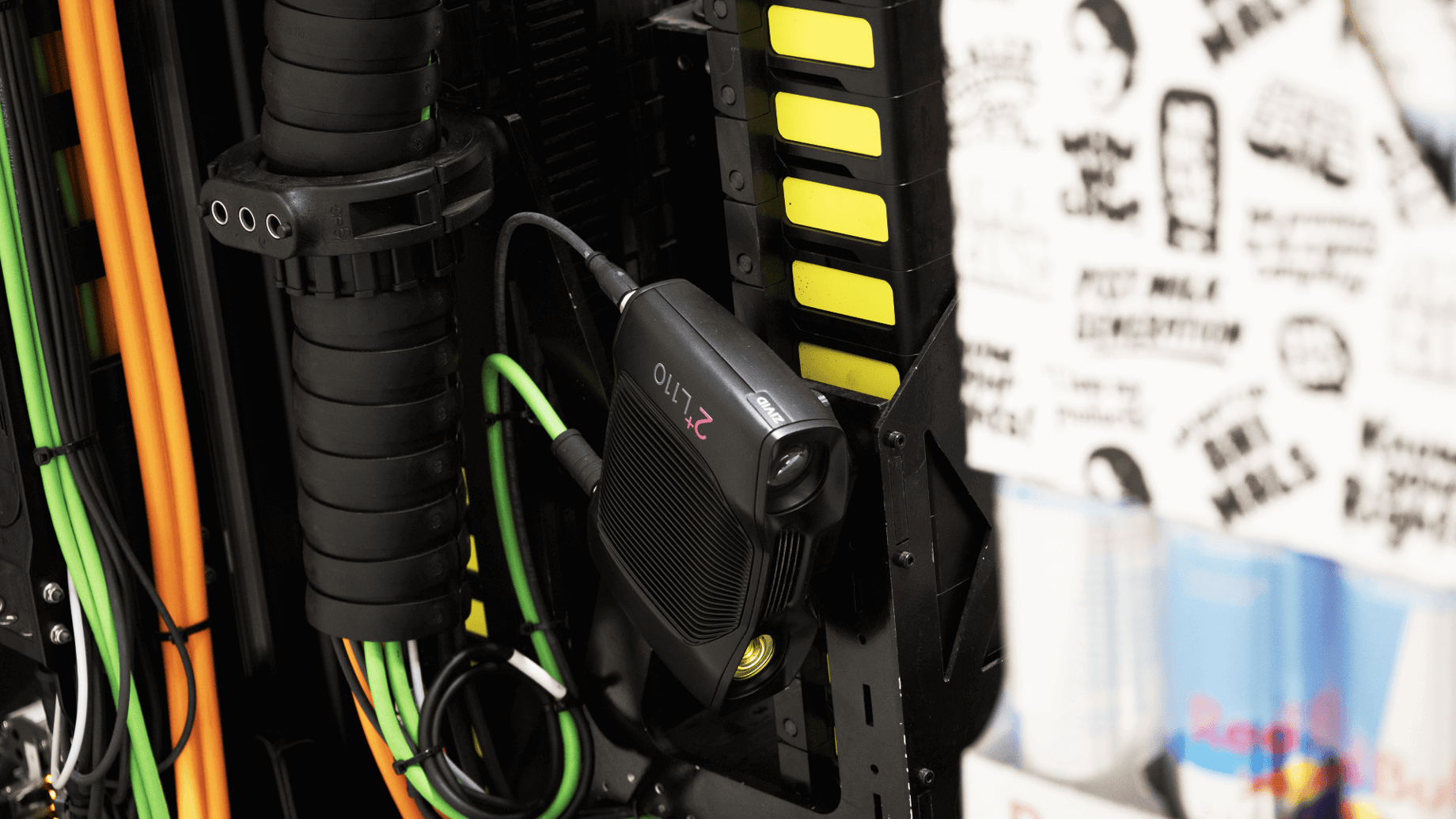 Solwr Grab 案例研究 - 应用于物流行业的移动拣选机器人